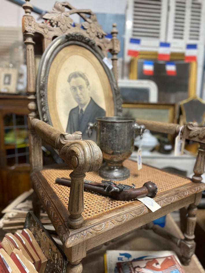 Bleu 32 Vintage Marketplace